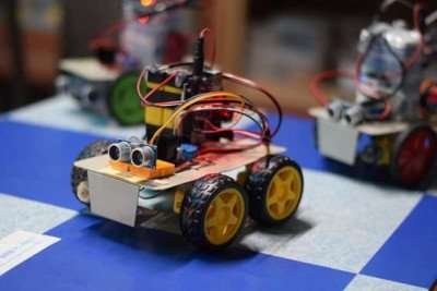 Build Arduino Based Obstacle Detection Bot - Iotwebplanet.com